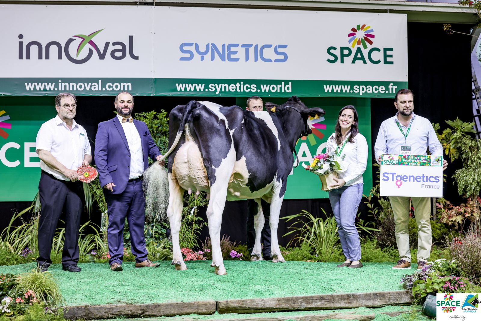 Wilt Yahoo wins Udder Champion @ SPACE